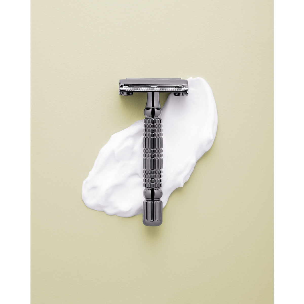 Stainless Steel Razor with 5-Pack Blades – Ecovana Retail Inc.